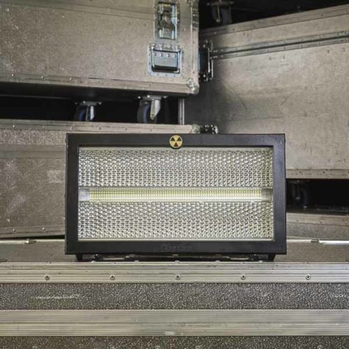 Martin Atomic 3000 LED - Woodlite Sweden | Expert Rental House