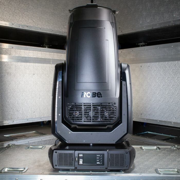 Robe Forte Fresnel HCF - Woodlite Sweden | Expert Rental House